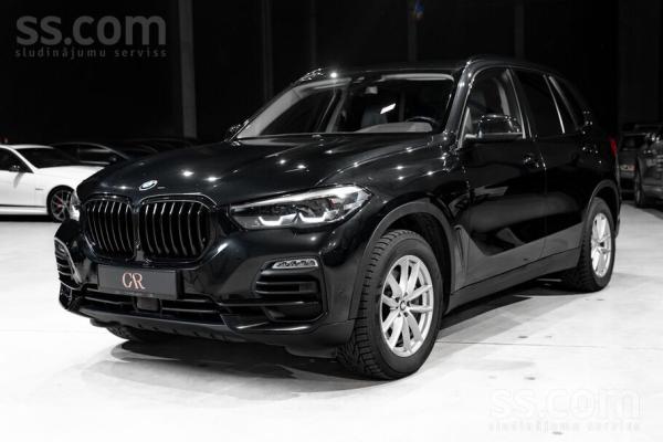 Melns BMW X5 2019 Rīga, ar dzinēja tilpumu 3.00 L un nobraukumu 161 tūkst. km par 41190 €, foto 1 vietnē AUTOMOTO.COM.LV