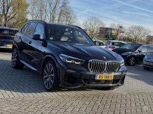 Black BMW X5 2019 in Vilnius, with an engine capacity of 3.00 L and mileage of 198 thousand km for 33000 €, photo  on AUTOMOTO.COM.LV