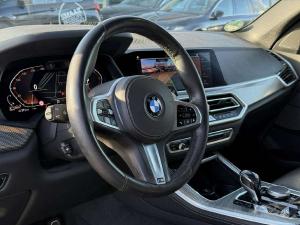Black BMW X5 2019 in Vilnius, with an engine capacity of 3.00 L and mileage of 198 thousand km for 33000 €, photo 10 on AUTOMOTO.COM.LV