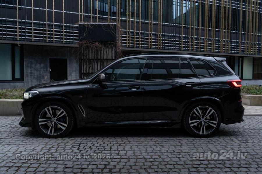 Melns BMW X5 2019 Tartu, ar dzinēja tilpumu 3.00 L un nobraukumu 169 tūkst. km par 44990 €, foto 11 vietnē AUTOMOTO.COM.LV