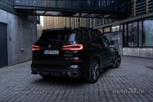 Melns BMW X5 2019 Tartu, ar dzinēja tilpumu 3.00 L un nobraukumu 169 tūkst. km par 44990 €, foto 15 vietnē AUTOMOTO.COM.LV