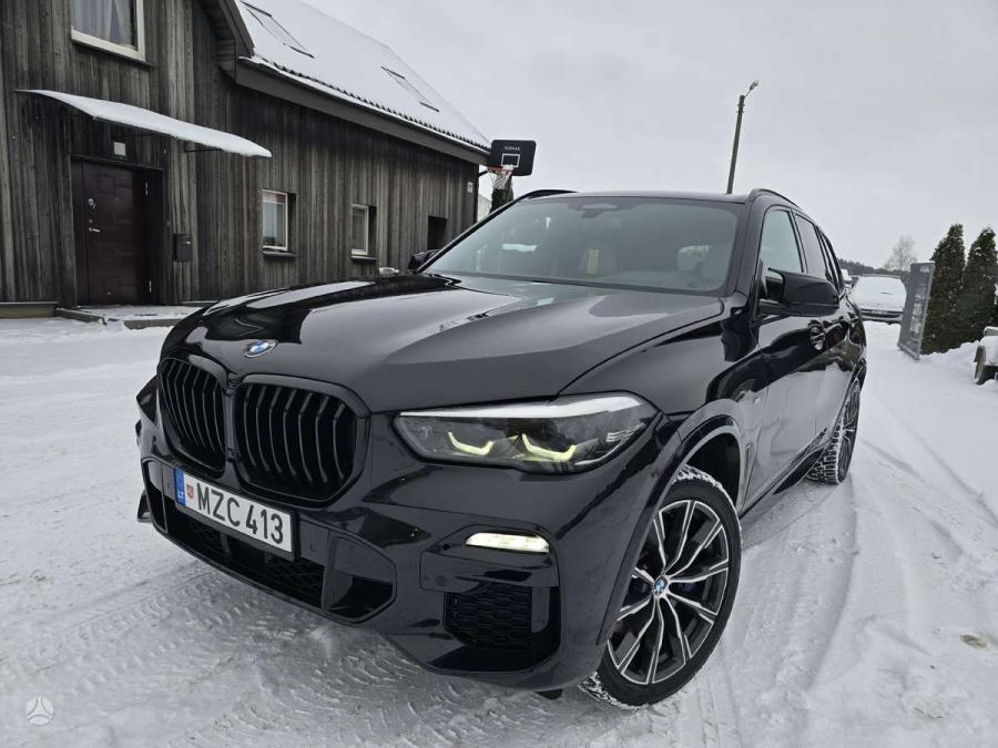 Melns BMW X5 2019 Utena, ar dzinēja tilpumu 2.99 L un nobraukumu 212 tūkst. km par 32500 €, foto 2 vietnē AUTOMOTO.COM.LV