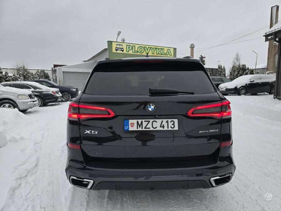 Melns BMW X5 2019 Utena, ar dzinēja tilpumu 2.99 L un nobraukumu 212 tūkst. km par 32500 €, foto 5 vietnē AUTOMOTO.COM.LV