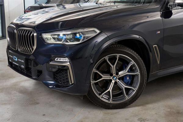 Black BMW X5 2019 in Marijampole, with an engine capacity of 3.00 L and mileage of 164 thousand km for 42450 €, photo 5 on AUTOMOTO.COM.LV