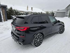 Melns BMW X5 2019 Utena, ar dzinēja tilpumu 2.99 L un nobraukumu 212 tūkst. km par 31000 €, foto 5 vietnē AUTOMOTO.COM.LV