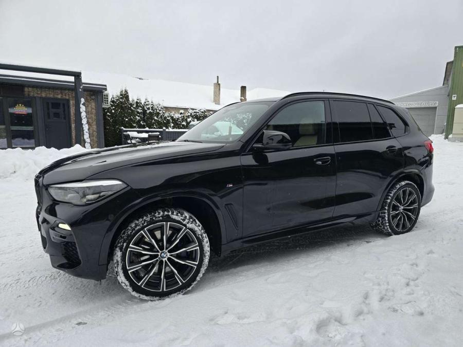 Melns BMW X5 2019 Utena, ar dzinēja tilpumu 2.99 L un nobraukumu 212 tūkst. km par 31000 €, foto 7 vietnē AUTOMOTO.COM.LV