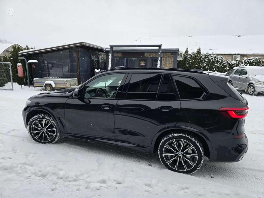 Melns BMW X5 2019 Utena, ar dzinēja tilpumu 2.99 L un nobraukumu 212 tūkst. km par 31000 €, foto 8 vietnē AUTOMOTO.COM.LV