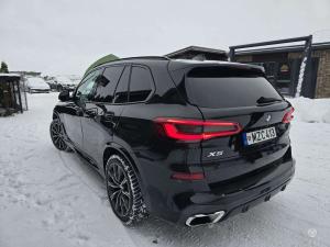 Melns BMW X5 2019 Utena, ar dzinēja tilpumu 2.99 L un nobraukumu 212 tūkst. km par 31000 €, foto 9 vietnē AUTOMOTO.COM.LV