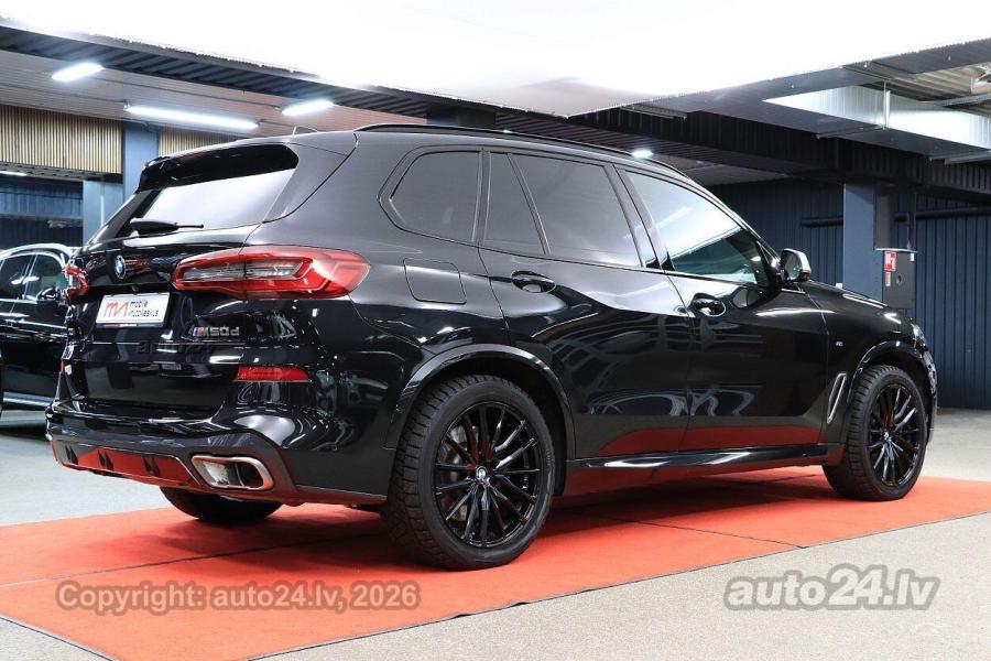 Melns BMW X5 2019 Tallina, ar dzinēja tilpumu 3.00 L un nobraukumu 125 tūkst. km par 44995 €, foto 2 vietnē AUTOMOTO.COM.LV