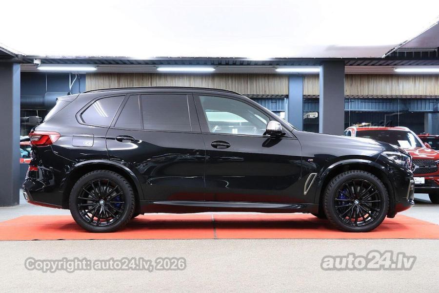 Melns BMW X5 2019 Tallina, ar dzinēja tilpumu 3.00 L un nobraukumu 125 tūkst. km par 44995 €, foto 5 vietnē AUTOMOTO.COM.LV