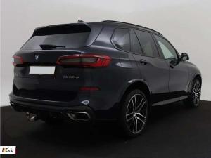 Black BMW X5 2019 in Vilnius, with an engine capacity of 2.99 L and mileage of 200 thousand km for 44900 €, photo 4 on AUTOMOTO.COM.LV