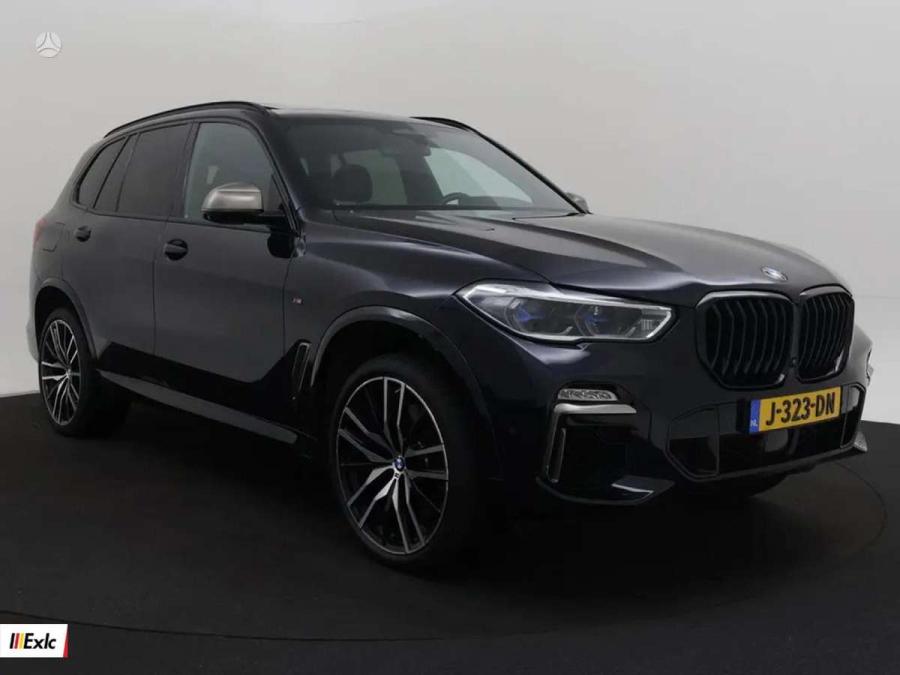 Black BMW X5 2019 in Vilnius, with an engine capacity of 2.99 L and mileage of 200 thousand km for 44900 €, photo 6 on AUTOMOTO.COM.LV