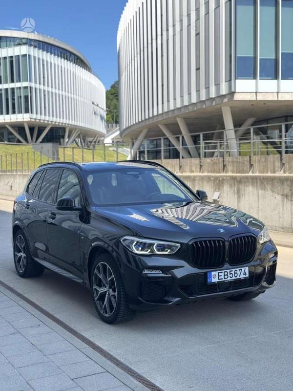 Melns BMW X5 2019 Viļņa, ar dzinēja tilpumu 3.00 L un nobraukumu 199 tūkst. km par 45900 €, foto 3 vietnē AUTOMOTO.COM.LV