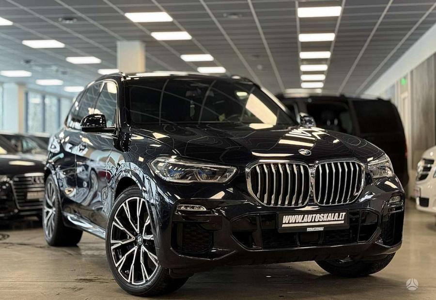 Black BMW X5 2019 in Klaipeda, with an engine capacity of 2.99 L and mileage of 208 thousand km for 45750 €, photo 12 on AUTOMOTO.COM.LV
