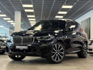 Black BMW X5 2019 in Klaipeda, with an engine capacity of 2.99 L and mileage of 208 thousand km for 45750 €, photo 35 on AUTOMOTO.COM.LV