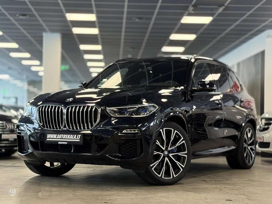 Black BMW X5 2019 in Klaipeda, with an engine capacity of 2.99 L and mileage of 208 thousand km for 45750 €, photo 35 on AUTOMOTO.COM.LV