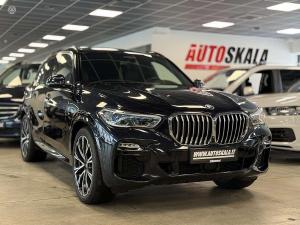 Black BMW X5 2019 in Klaipeda, with an engine capacity of 2.99 L and mileage of 208 thousand km for 45750 €, photo 40 on AUTOMOTO.COM.LV