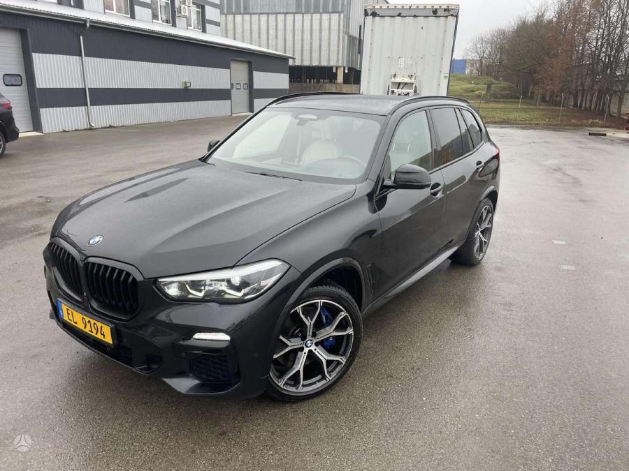 Melns BMW X5 2019 Mažeikiai, ar dzinēja tilpumu 2.99 L un nobraukumu 190 tūkst. km par 39499 €, foto 2 vietnē AUTOMOTO.COM.LV