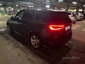 Melns BMW X5 2019 Tallina, ar dzinēja tilpumu 3.00 L un nobraukumu 186 tūkst. km par 1 €, foto 4 vietnē AUTOMOTO.COM.LV