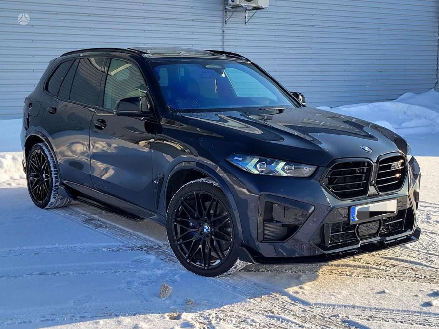 Black BMW X5 2019 in Vilnius, with an engine capacity of 3.00 L and mileage of 200 thousand km for 43999 €, photo 6 on AUTOMOTO.COM.LV