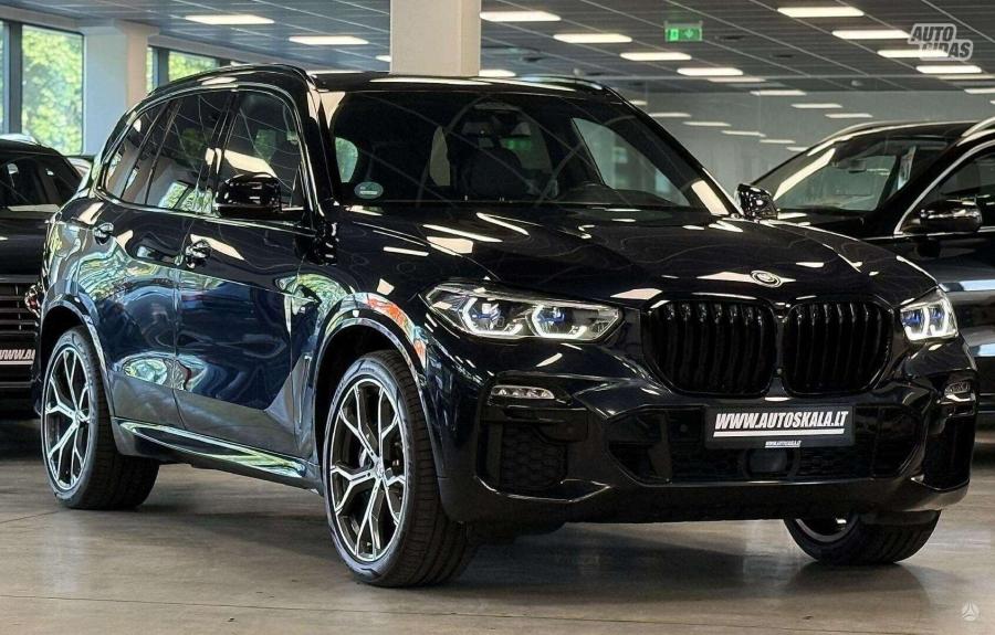 Melns BMW X5 2019 Klaipėda, ar dzinēja tilpumu 3.00 L un nobraukumu 220 tūkst. km par 43900 €, foto 34 vietnē AUTOMOTO.COM.LV