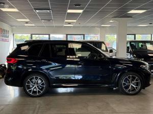 Melns BMW X5 2019 Klaipėda, ar dzinēja tilpumu 2.99 L un nobraukumu 220 tūkst. km par 43900 €, foto 35 vietnē AUTOMOTO.COM.LV
