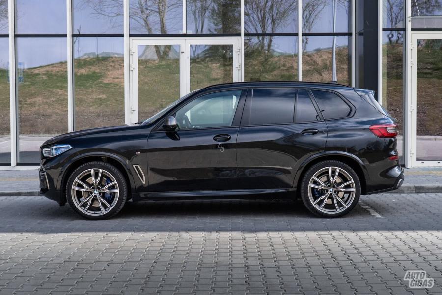 Black BMW X5 2019 in Vilnius, with an engine capacity of 3.00 L and mileage of 241 thousand km for 34000 €, photo 7 on AUTOMOTO.COM.LV