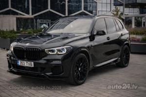 Black BMW X5 2019 in Narva, with an engine capacity of 3.00 L and mileage of 198 thousand km for 46700 €, photo  on AUTOMOTO.COM.LV
