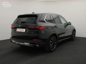 Melns BMW X5 2019 Viļņa, ar dzinēja tilpumu 3.00 L un nobraukumu 154 tūkst. km par 40999 €, foto 9 vietnē AUTOMOTO.COM.LV