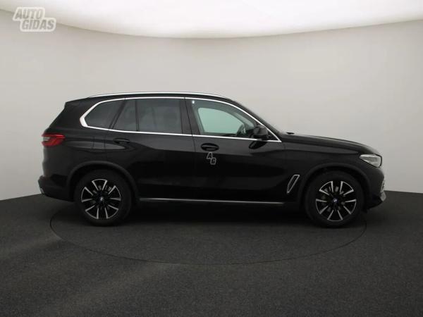 Melns BMW X5 2019 Viļņa, ar dzinēja tilpumu 3.00 L un nobraukumu 154 tūkst. km par 40999 €, foto 9 vietnē AUTOMOTO.COM.LV
