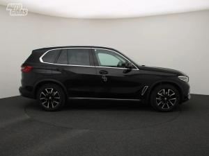Melns BMW X5 2019 Viļņa, ar dzinēja tilpumu 3.00 L un nobraukumu 154 tūkst. km par 40999 €, foto 10 vietnē AUTOMOTO.COM.LV