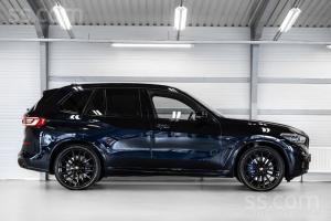 Melns BMW X5 2019 Tukums, ar dzinēja tilpumu 3.00 L un nobraukumu 0 tūkst. km par 43990 €, foto 5 vietnē AUTOMOTO.COM.LV
