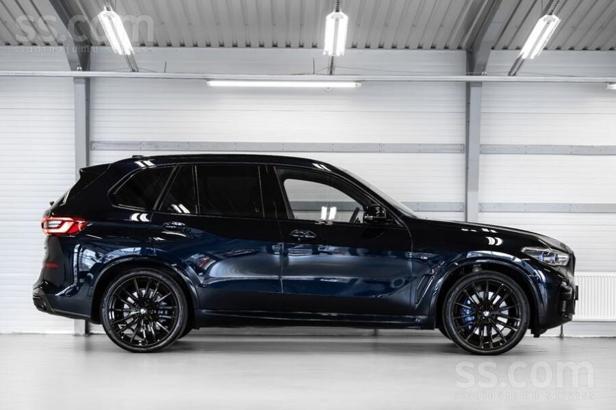 Melns BMW X5 2019 Tukums, ar dzinēja tilpumu 3.00 L un nobraukumu 0 tūkst. km par 43990 €, foto 5 vietnē AUTOMOTO.COM.LV
