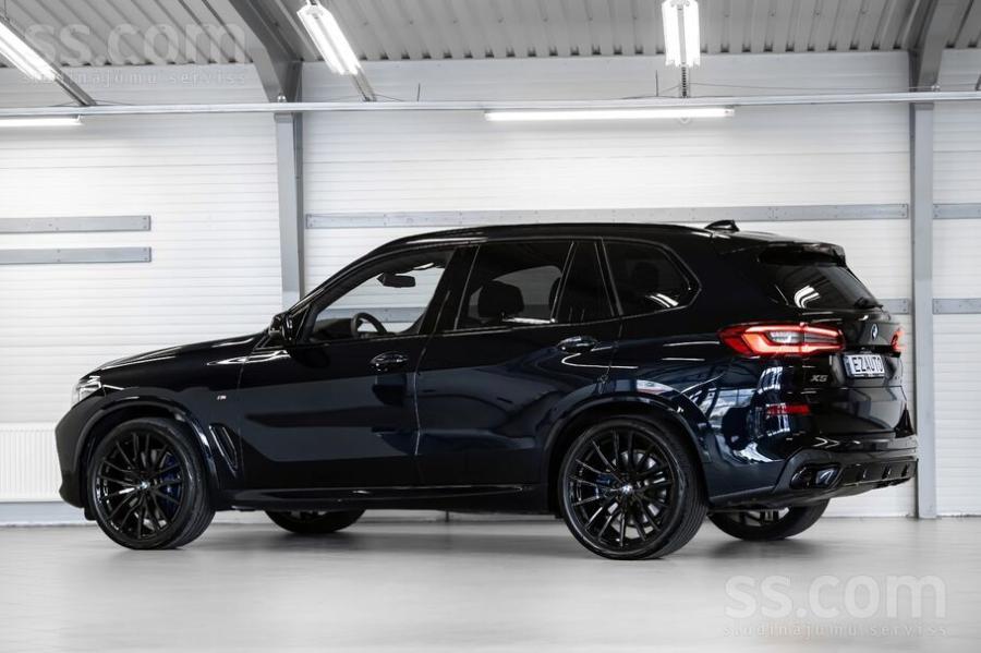 Melns BMW X5 2019 Tukums, ar dzinēja tilpumu 3.00 L un nobraukumu 0 tūkst. km par 43990 €, foto 9 vietnē AUTOMOTO.COM.LV