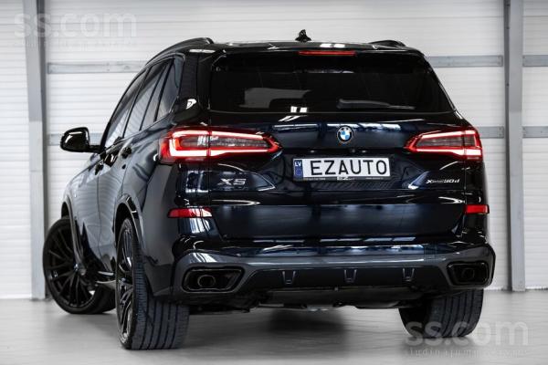 Black BMW X5 2019 in Tukums, with an engine capacity of 3.00 L and mileage of 0 thousand km for 43990 €, photo 9 on AUTOMOTO.COM.LV