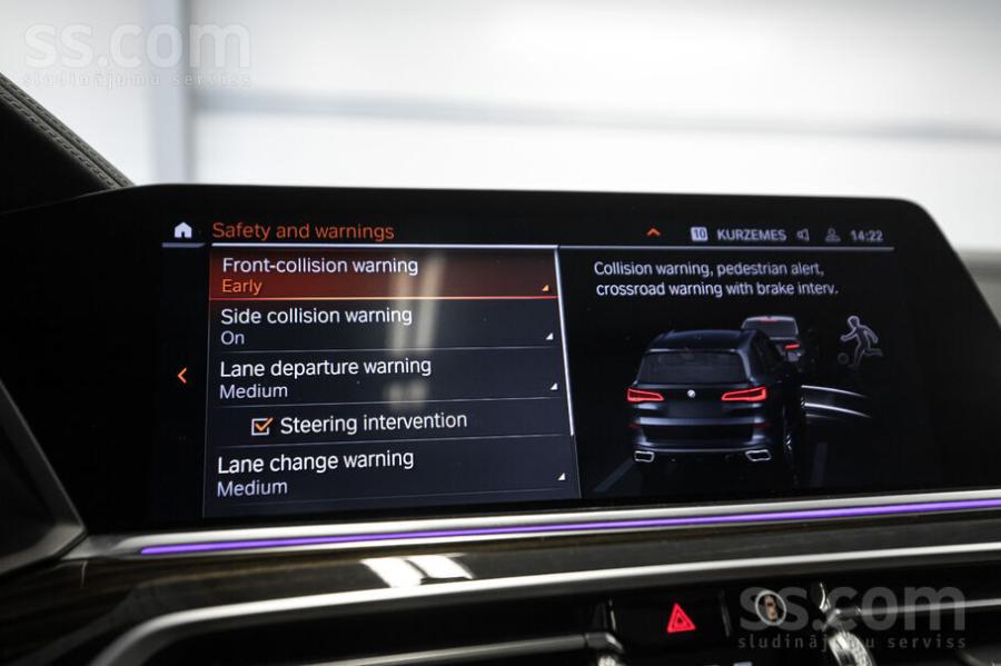 Melns BMW X5 2019 Tukums, ar dzinēja tilpumu 3.00 L un nobraukumu 0 tūkst. km par 43990 €, foto 32 vietnē AUTOMOTO.COM.LV