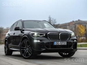 Melns BMW X5 2019 Rīga, ar dzinēja tilpumu 3.00 L un nobraukumu 64 tūkst. km par 44000 €, foto 5 vietnē AUTOMOTO.COM.LV