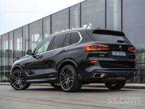 Melns BMW X5 2019 Rīga, ar dzinēja tilpumu 3.00 L un nobraukumu 64 tūkst. km par 44000 €, foto 16 vietnē AUTOMOTO.COM.LV