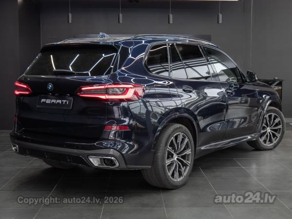 Melns BMW X5 2019 Tallina, ar dzinēja tilpumu 3.00 L un nobraukumu 95 tūkst. km par 46900 €, foto 2 vietnē AUTOMOTO.COM.LV