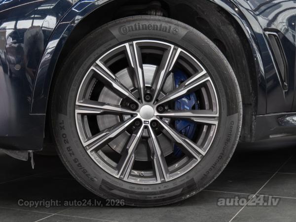 Melns BMW X5 2019 Tallina, ar dzinēja tilpumu 3.00 L un nobraukumu 95 tūkst. km par 46900 €, foto 4 vietnē AUTOMOTO.COM.LV