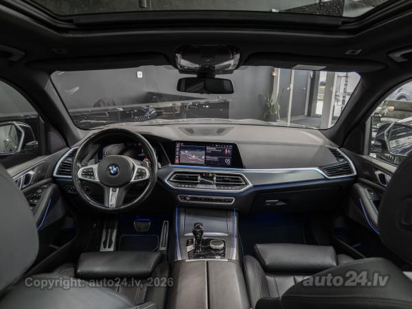 Black BMW X5 2019 in Tallinn, with an engine capacity of 3.00 L and mileage of 95 thousand km for 46900 €, photo 9 on AUTOMOTO.COM.LV
