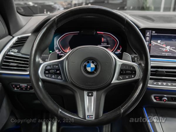 Black BMW X5 2019 in Tallinn, with an engine capacity of 3.00 L and mileage of 95 thousand km for 46900 €, photo 10 on AUTOMOTO.COM.LV