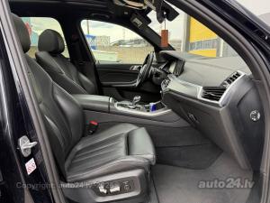 Melns BMW X5 2019 Tallina, ar dzinēja tilpumu 3.00 L un nobraukumu 163 tūkst. km par 44900 €, foto 12 vietnē AUTOMOTO.COM.LV