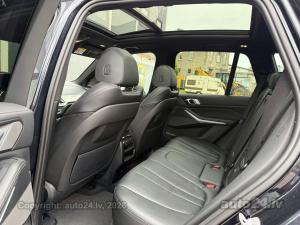 Melns BMW X5 2019 Tallina, ar dzinēja tilpumu 3.00 L un nobraukumu 163 tūkst. km par 44900 €, foto 14 vietnē AUTOMOTO.COM.LV