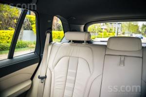 Melns BMW X5 2019 Rīga, ar dzinēja tilpumu 3.00 L un nobraukumu 159 tūkst. km par 42990 €, foto 17 vietnē AUTOMOTO.COM.LV