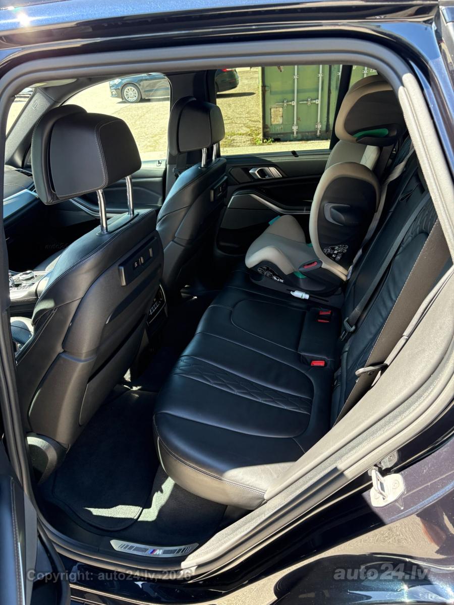 Black BMW X5 2019 in Tallinn, with an engine capacity of 3.00 L and mileage of 122 thousand km for 51900 €, photo 12 on AUTOMOTO.COM.LV
