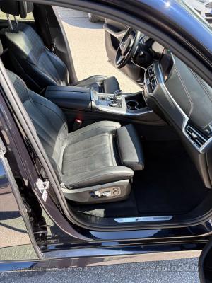 Black BMW X5 2019 in Tallinn, with an engine capacity of 3.00 L and mileage of 122 thousand km for 51900 €, photo 15 on AUTOMOTO.COM.LV