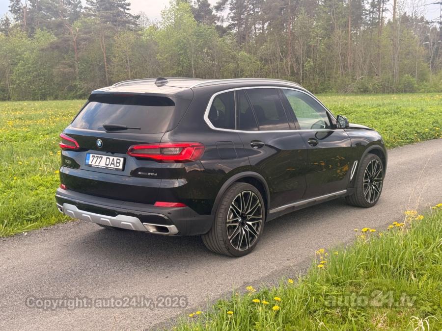 Черный БМВ Х5 2019 в Таллин, объемом двигателя 3.00 л и пробегом 195 тыс. км за 39500 €, фото 4 на AUTOMOTO.COM.LV