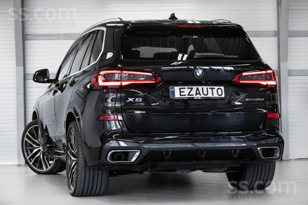 Melns BMW X5 2019 Tukums, ar dzinēja tilpumu 3.00 L un nobraukumu 0 tūkst. km par 46777 €, foto 9 vietnē AUTOMOTO.COM.LV