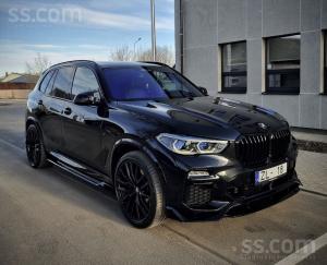 Black BMW X5 2019 in Daugavpils, with an engine capacity of 3.00 L and mileage of 176 thousand km for 47900 €, photo 12 on AUTOMOTO.COM.LV